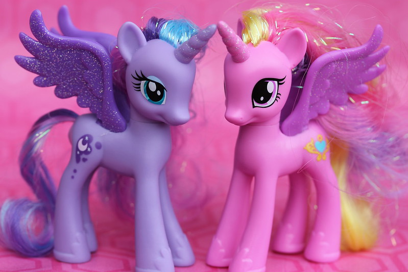 30 Blue Cartoon Characters in World - Eggradients.com