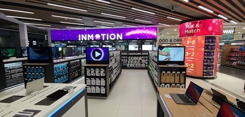 WH Smith UK - InMotion located in Airside Departures at London Stansted ...