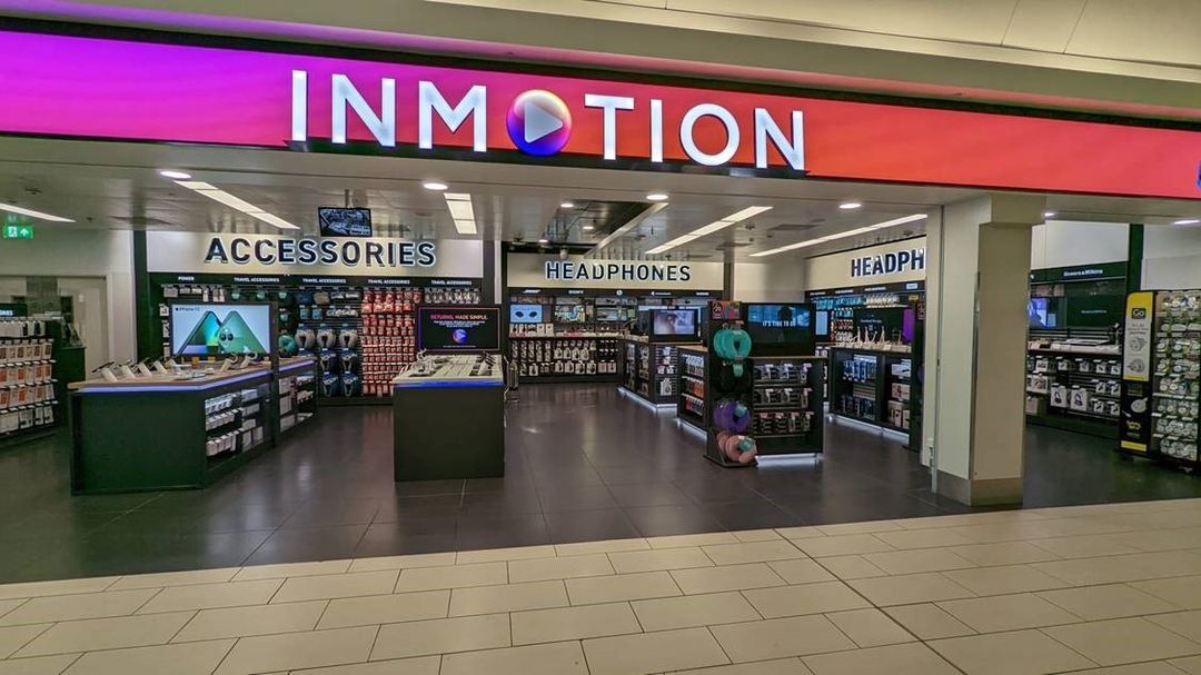 WH Smith UK - InMotion located in South Airside Departures at London ...