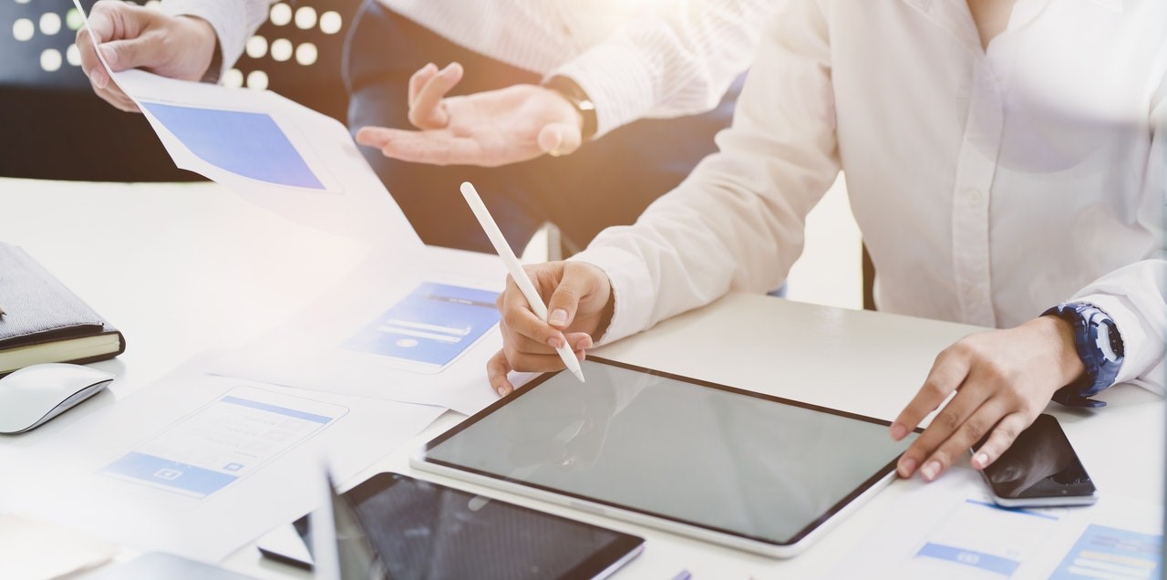 Contract Automation in Salesforce (The Ultimate Guide)