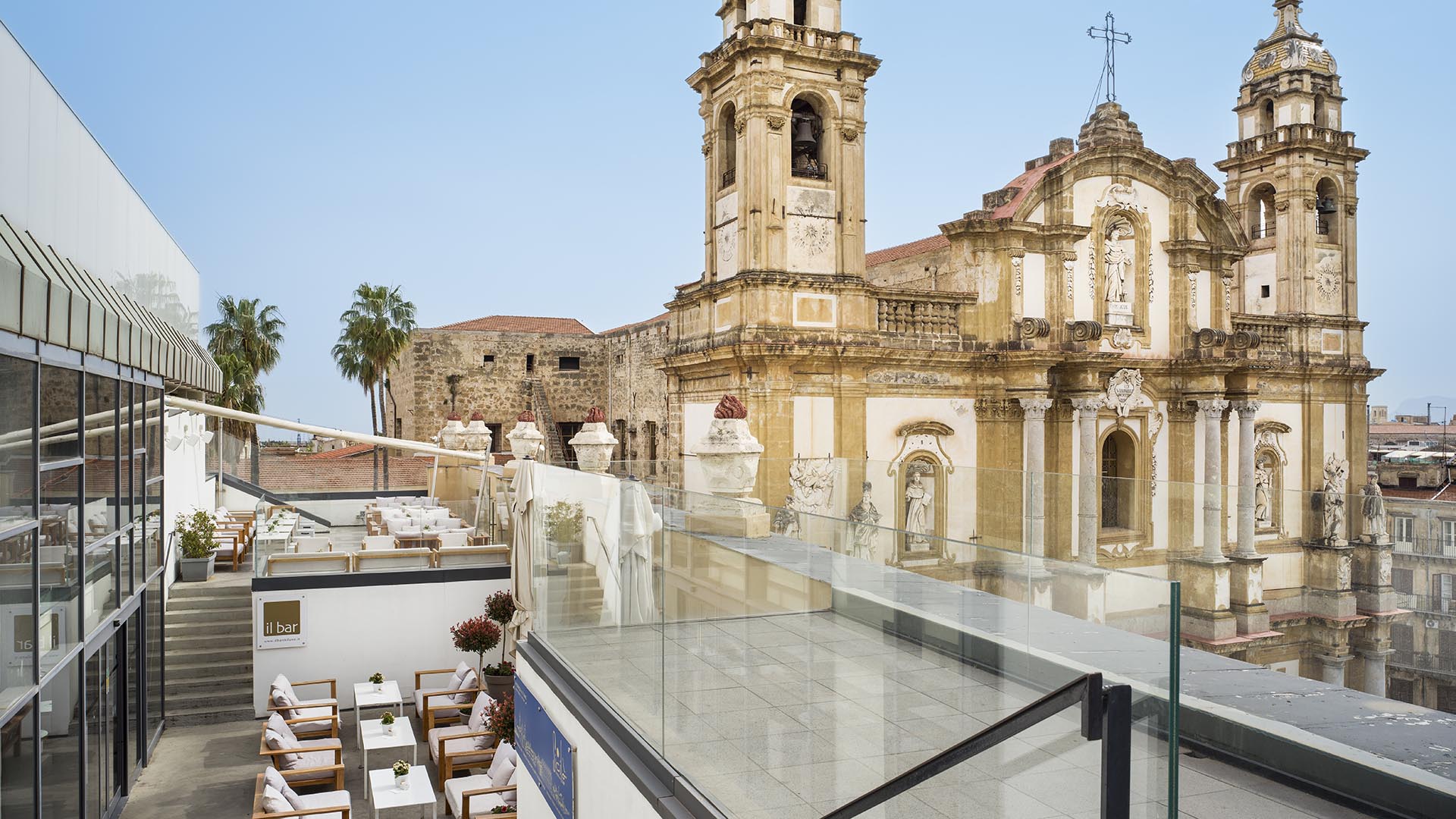 Il Bar in Piazza San Domenico - Cocktail bar, lounge and café on the ...