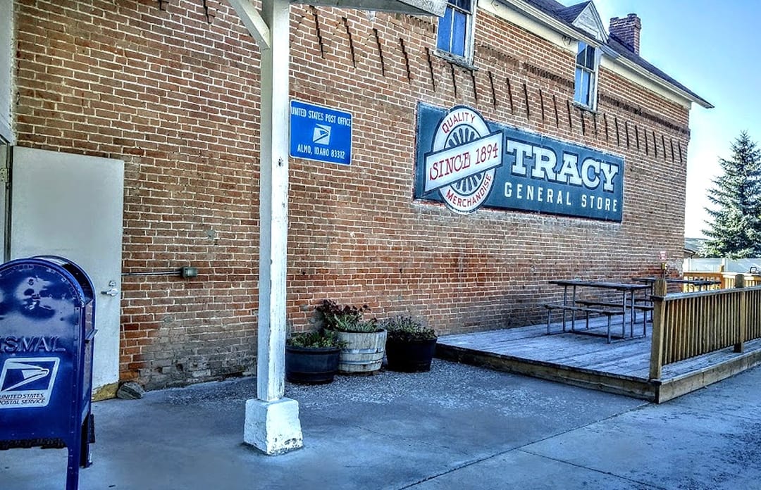 Dining Options Near the Almo Inn | Almo, Idaho