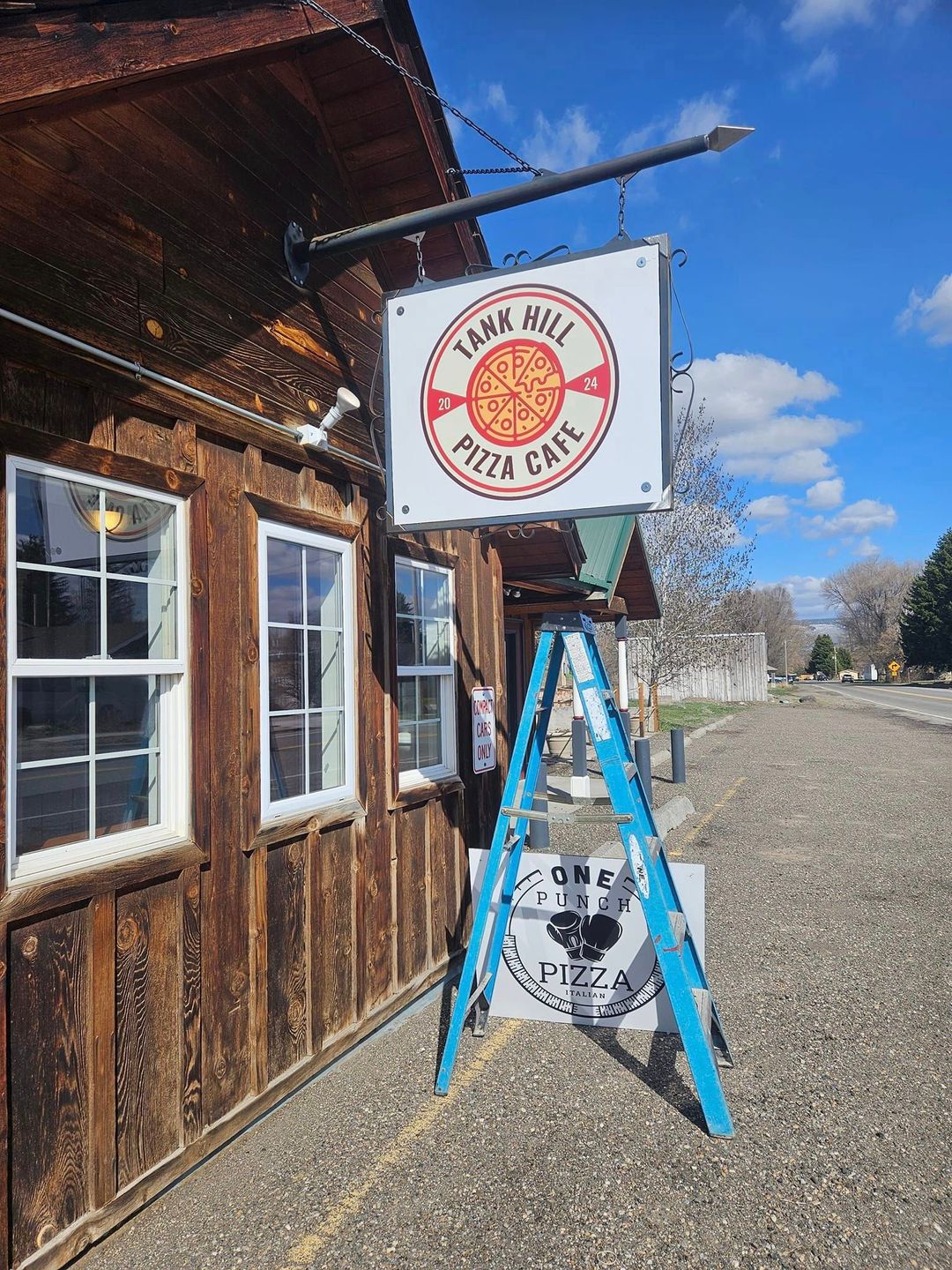 Dining Options Near the Almo Inn | Almo, Idaho