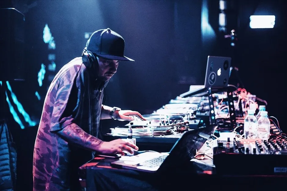 DJ School | London | LSA DJ & Music Production Courses