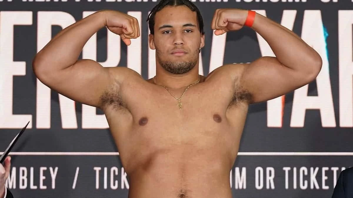 Boxing News: Moses Itauma wins Pro Debut in the first round