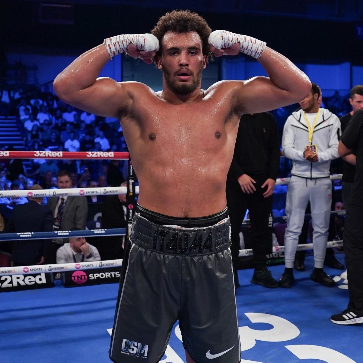 Boxing: Moses Itauma Gains More Experience with Decision