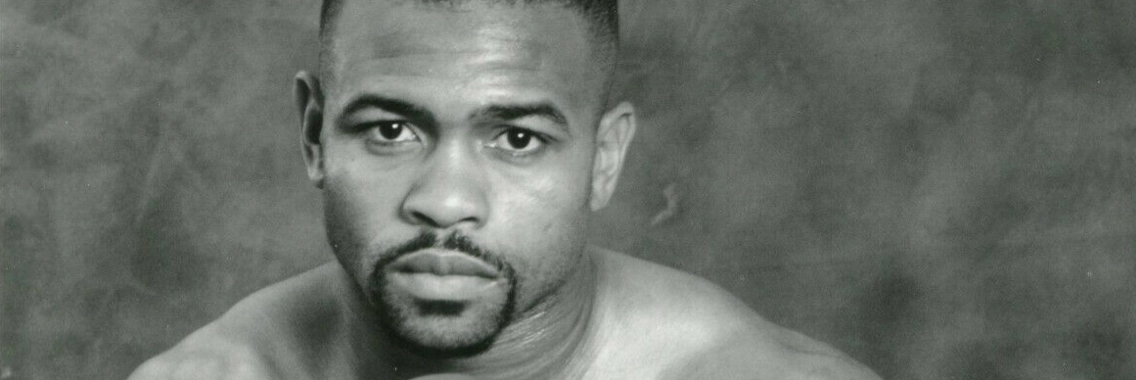 Roy Jones Jr. wins the WBA Heavyweight Championship