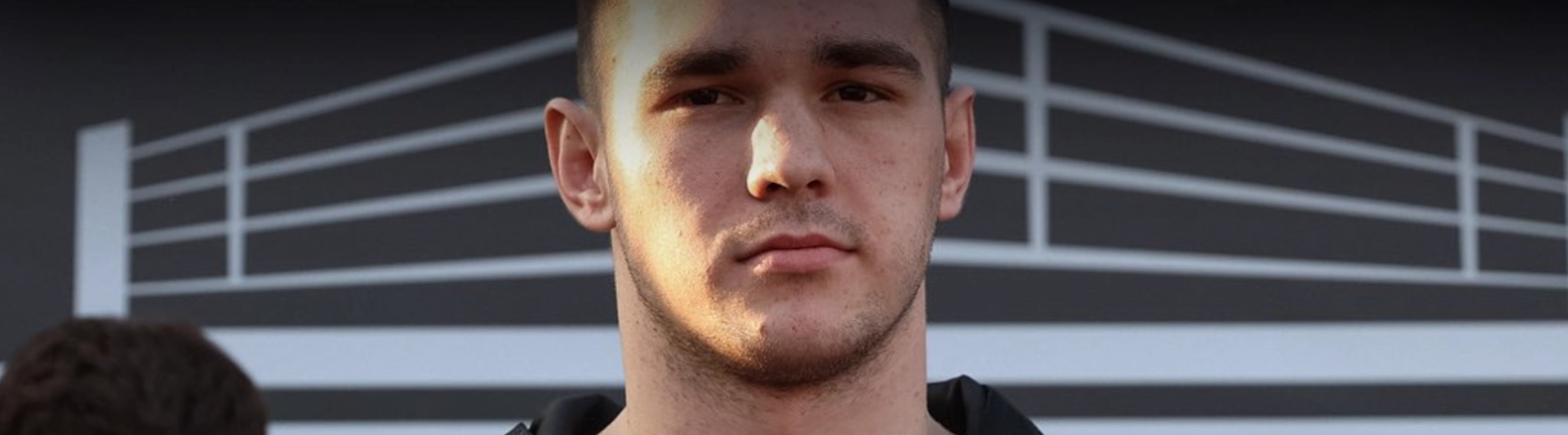 Russian Boxer Mark Petrovsky Dominates Lucas Browne