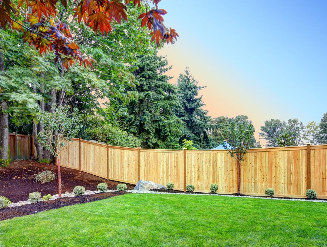 Ergeon – What is a Good Neighbor Fence?