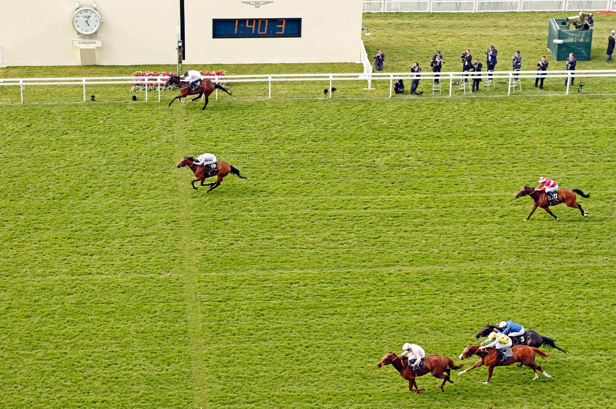 Home | Jamie Osborne - Bespoke Racehorse Trainer