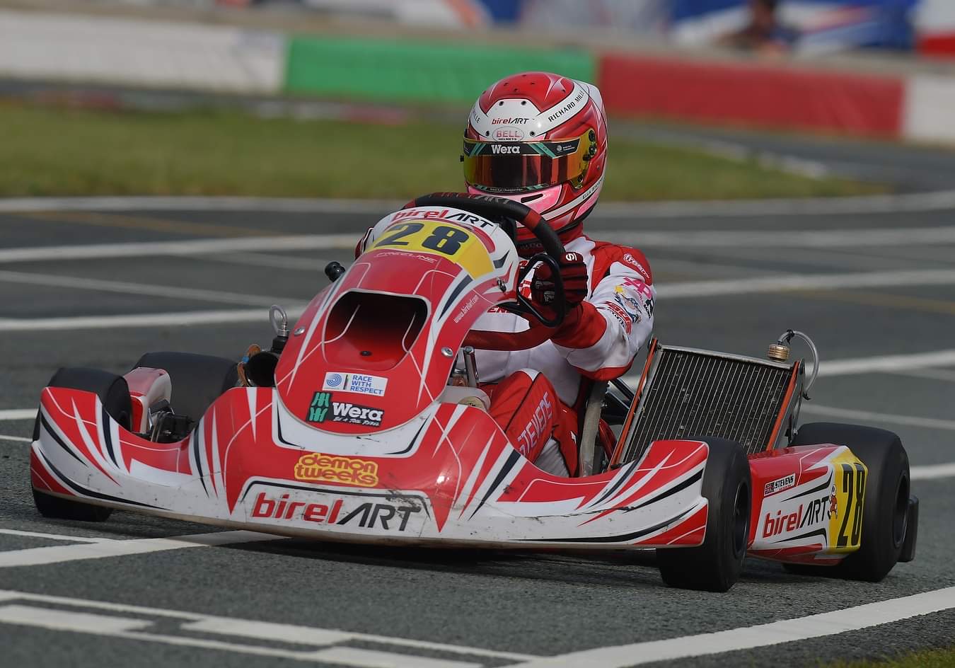Ella Stevens maintains KZ2 championship lead at Glan-Y-Gors