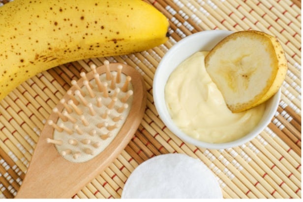 Mengatasi Rambut Kering dan Rapuh: Manfaat Banana Hair Mask - Woman and ...