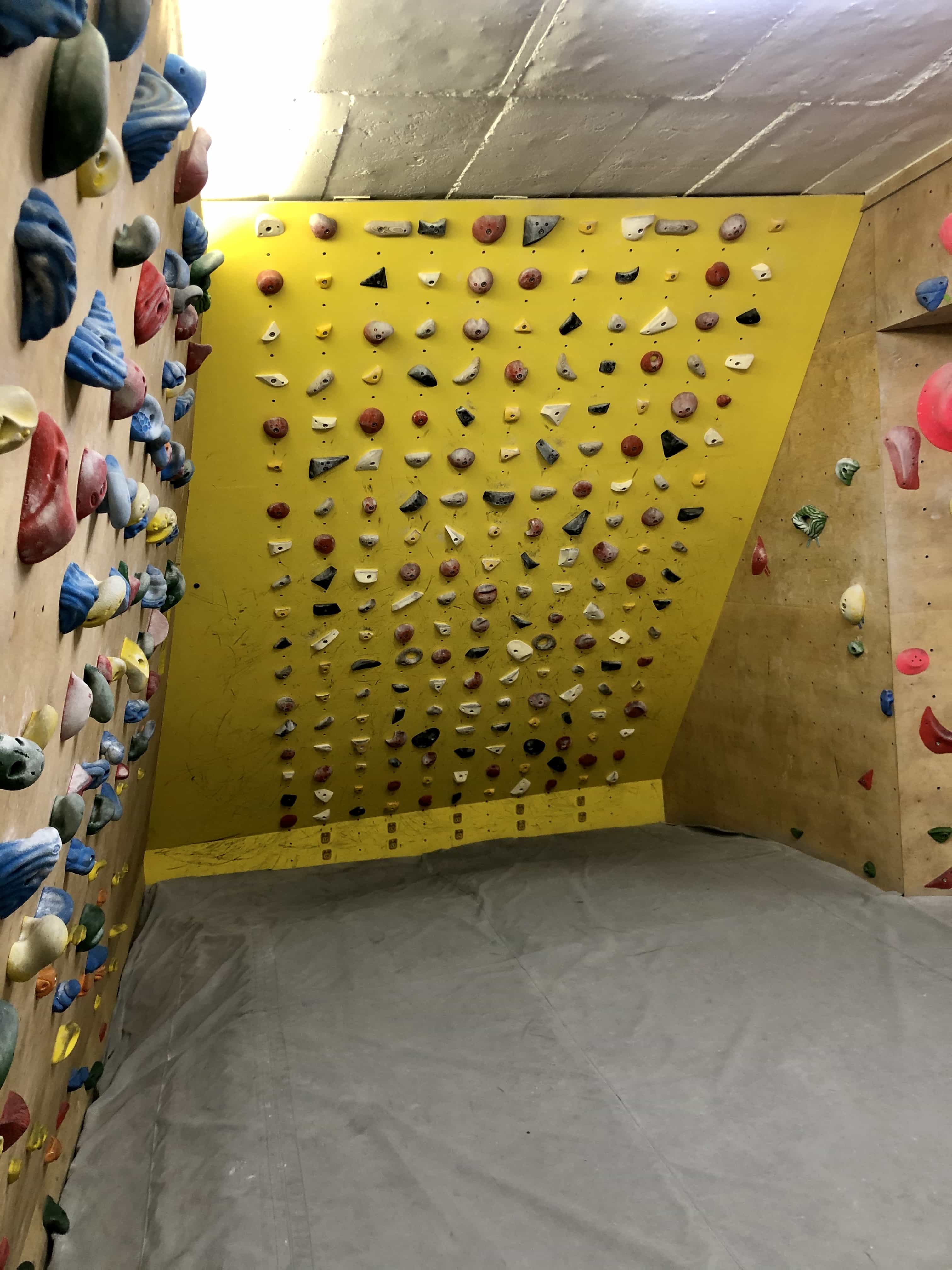 A Beginner’s Guide to Climbing at BoulderBox