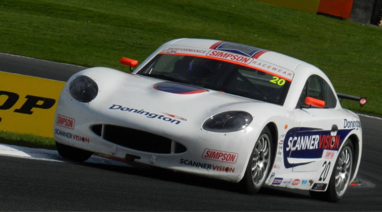 Tom Wood Battles hard at Knockhill | Tom Wood Racing