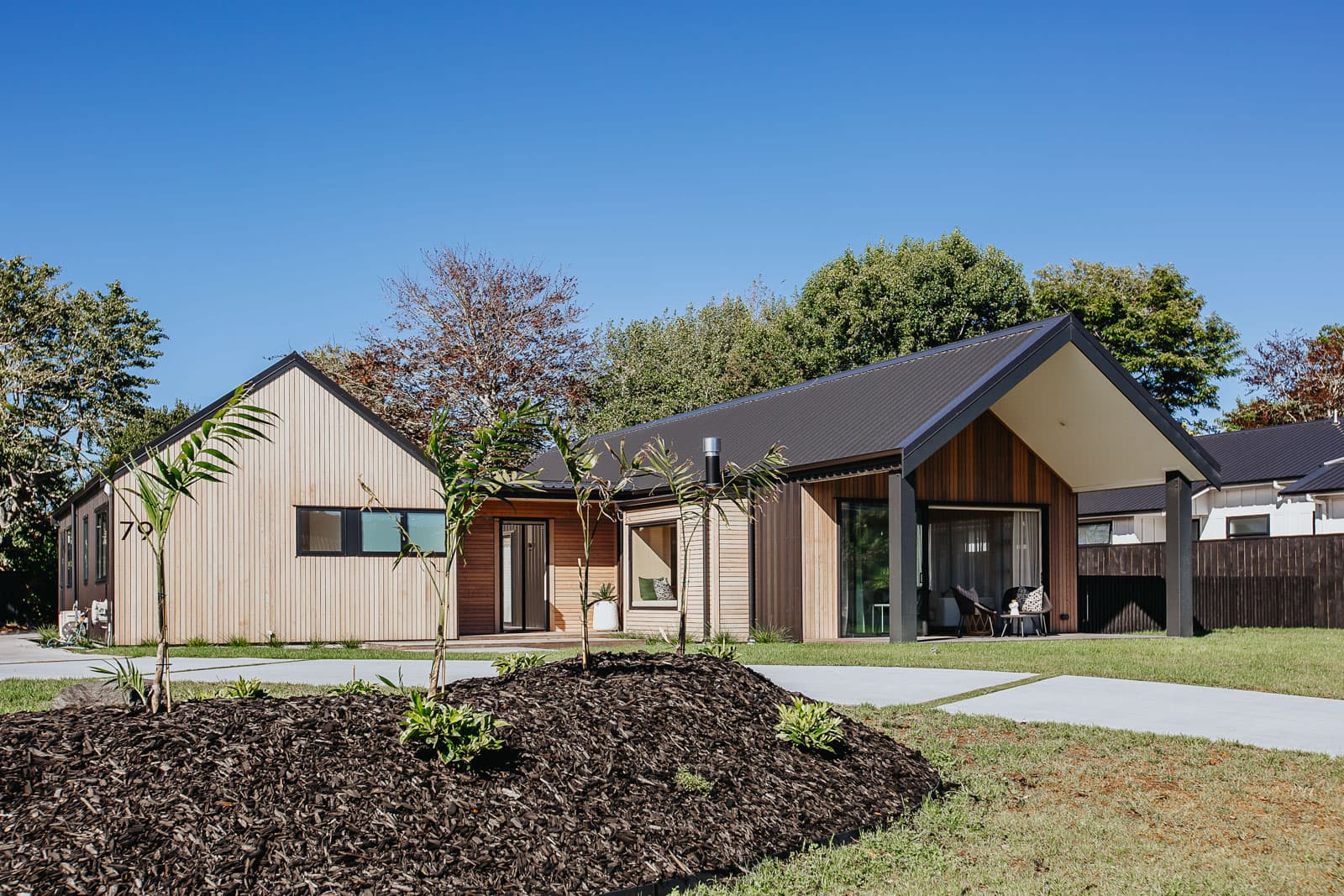 House Design Ideas | STRAIGHT TO THE POINT