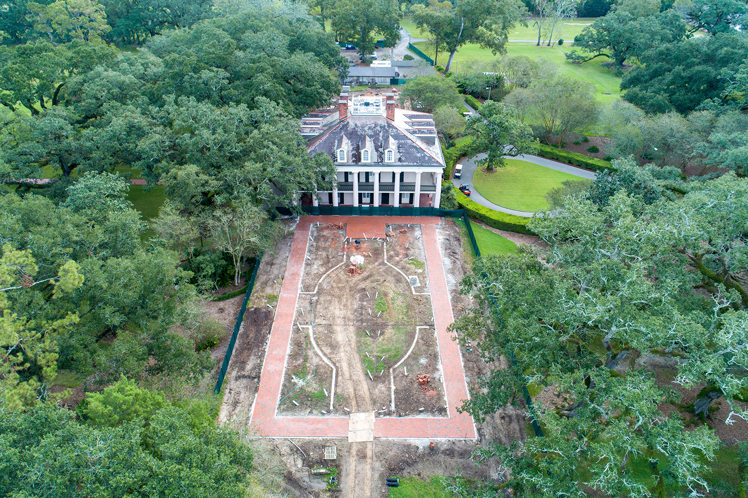 Oak Alley Plantation | Mullin Landscape Projects