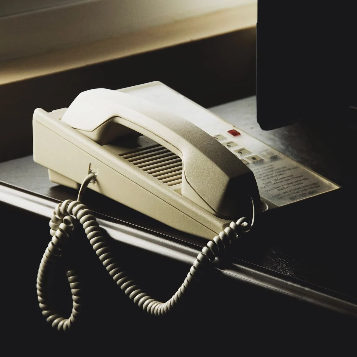 Why Virtual Receptionist Phone Handling Can Improve Client Relations ...