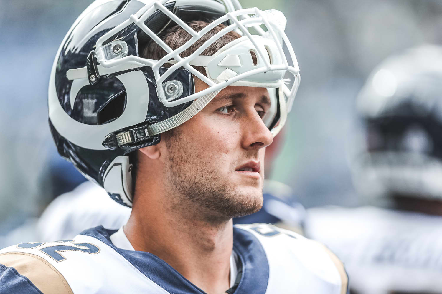 Table for 1: Rams' Johnny Mundt adds Super Bowl to unique football ...