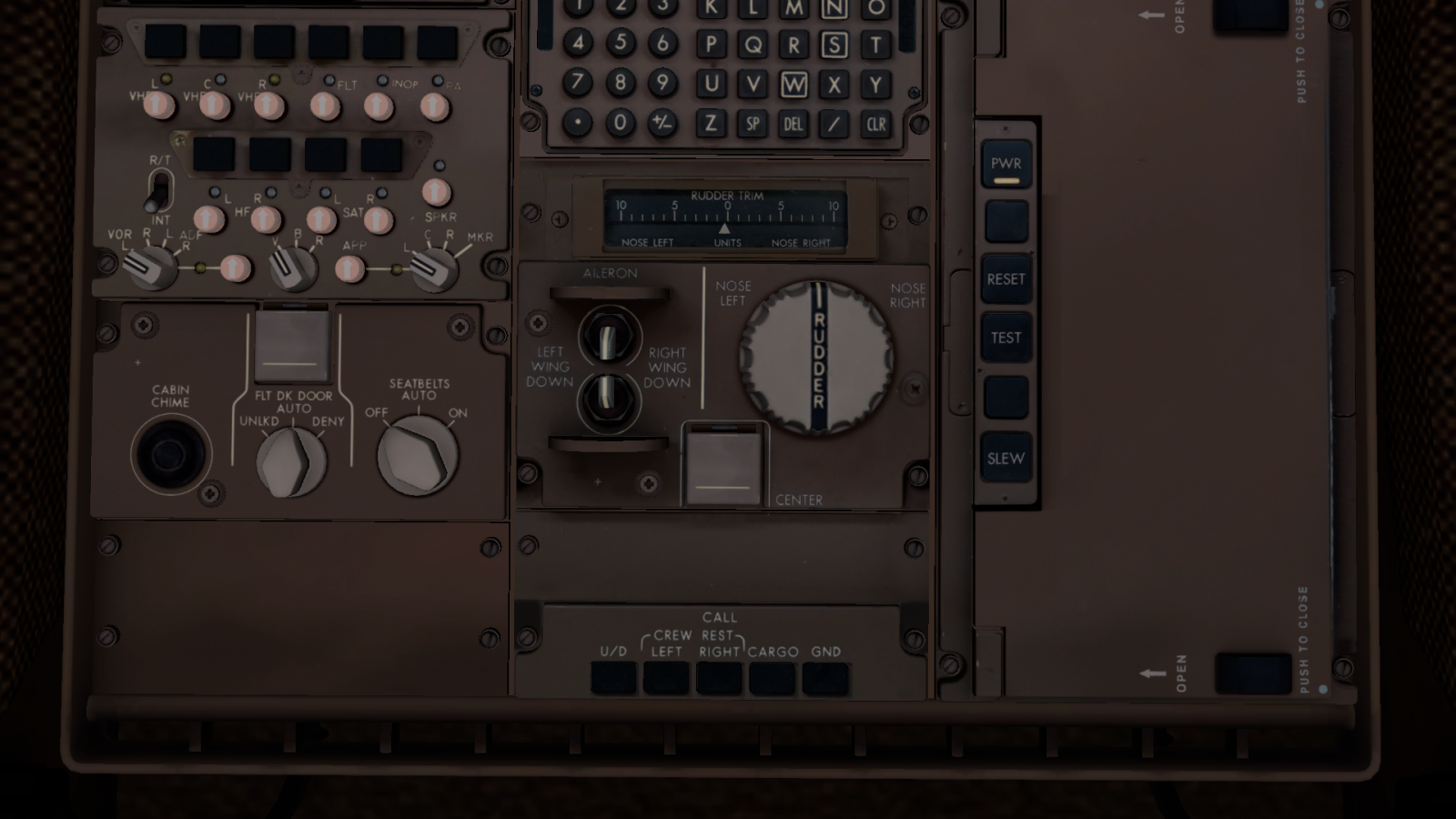 SSG Reveals Closer Look at System Displays and Centre Pedestal of 747-8 ...