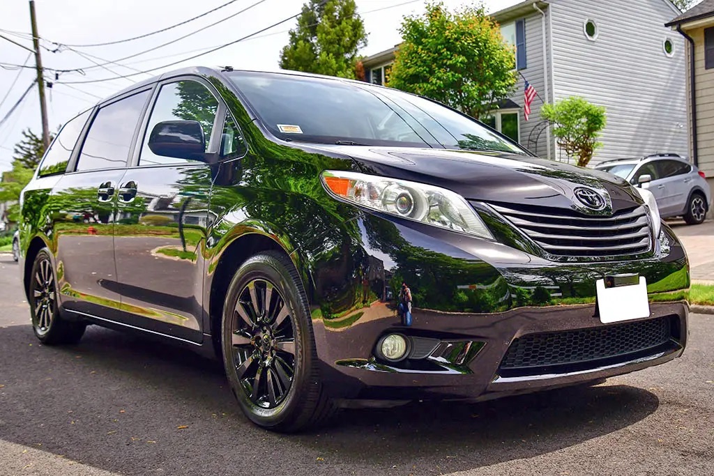 2011 Toyota Sienna Custom Mobile Office for Sale | Exotic Car Trader ...