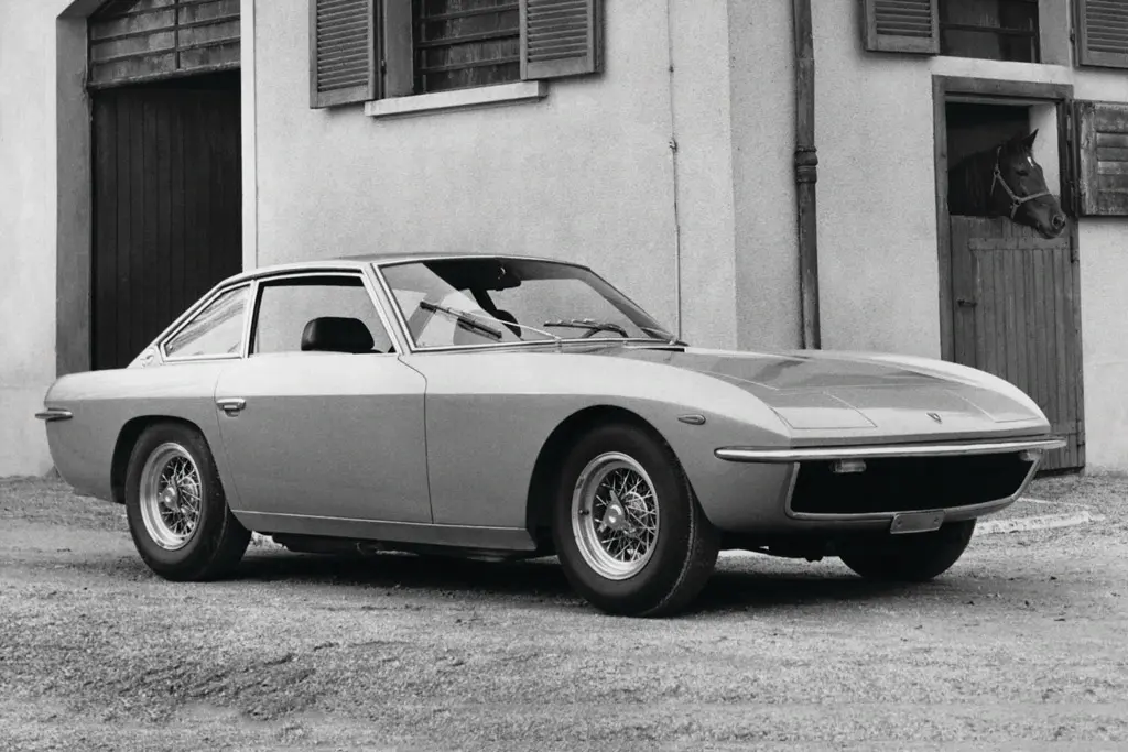 Lamborghini Islero Review | Exotic Car Trader