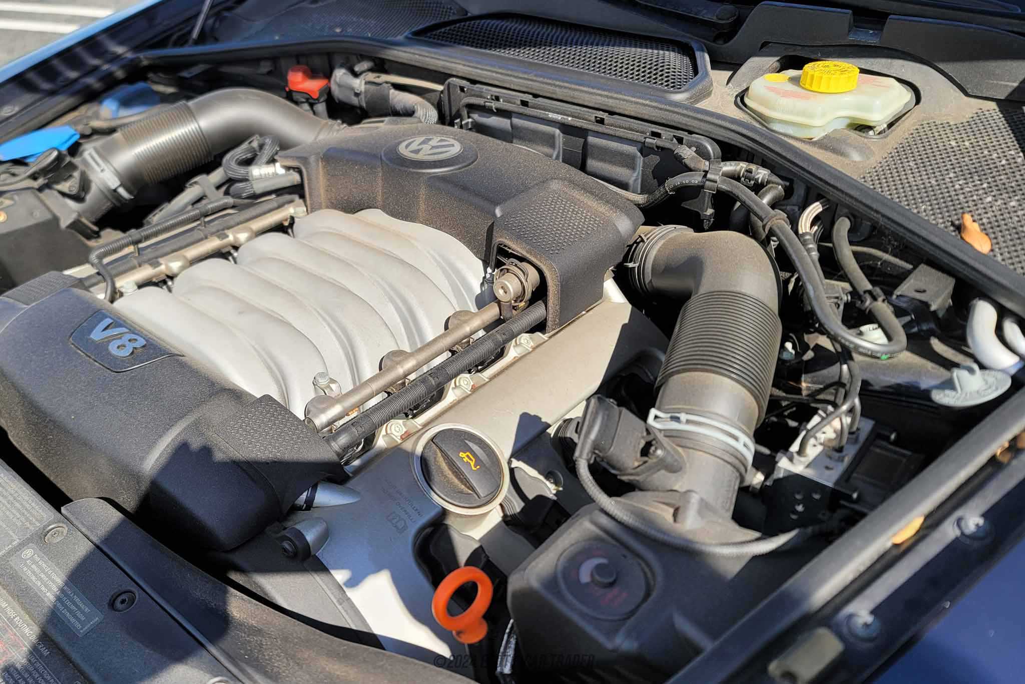 2004 Volkswagen Phaeton V8 for Sale | Exotic Car Trader (Lot #240212021)