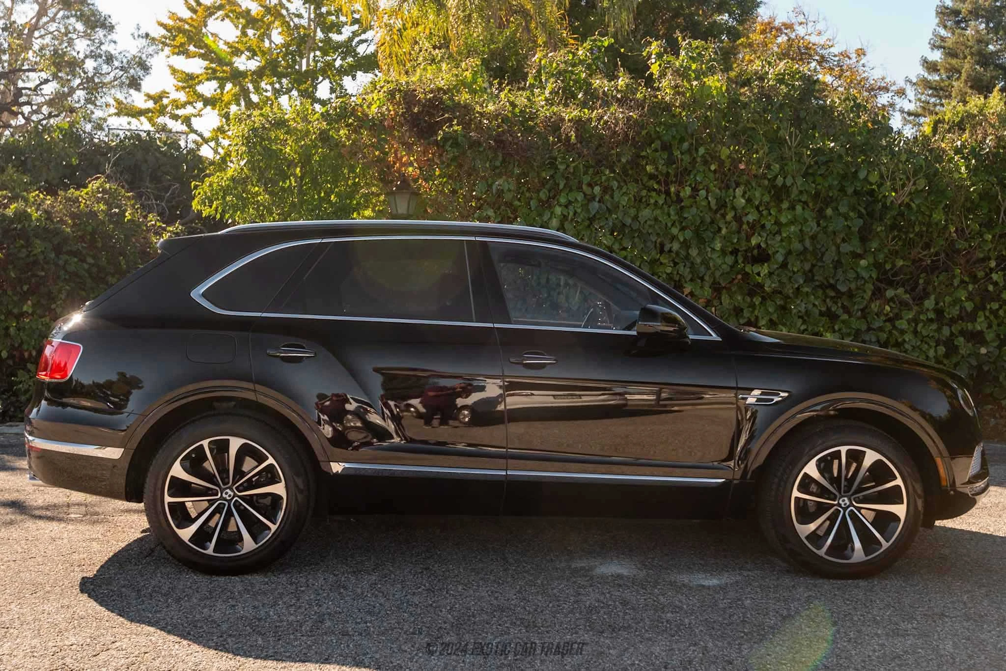 2017 Bentley Bentayga First Edition Review | Exotic Car Trader