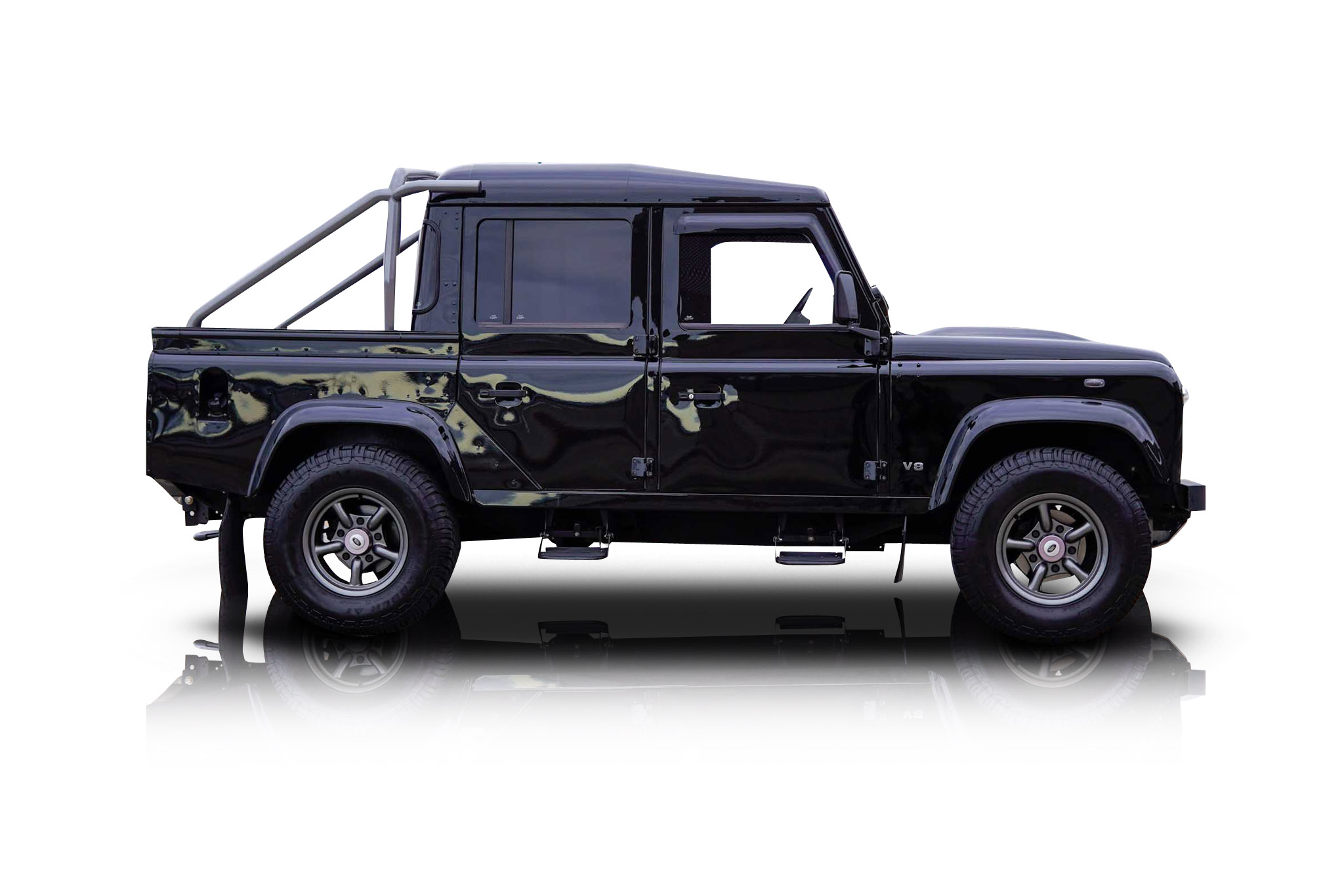 Land Rover Defender: Discovering A British Off-Road Icon | Exotic Car ...
