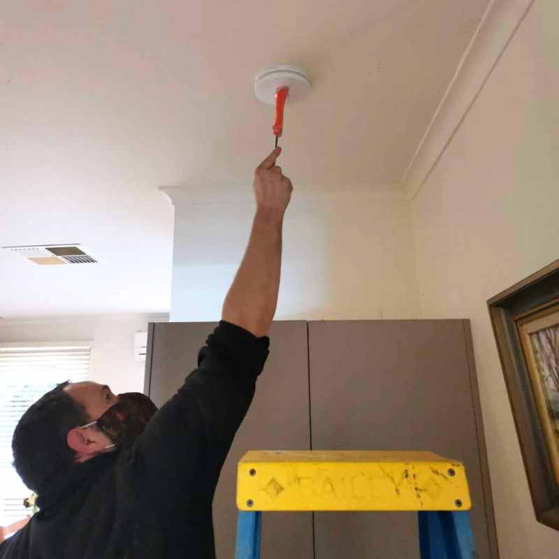Essential Smoke Alarm Troubleshooting Guide by Kenner Electrics