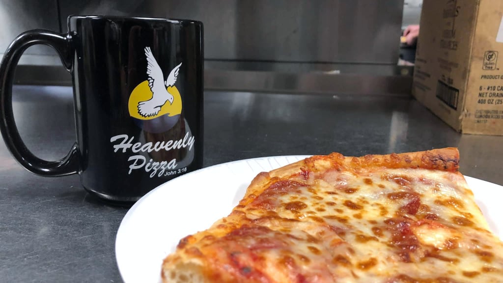 Pizza Shop Photo Gallery | Findlay, OH | Heavenly Pizza