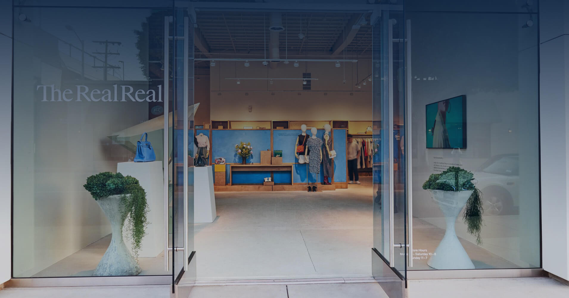 Fashionista: TheRealReal raises $115M Series G - 7 Global Capital News