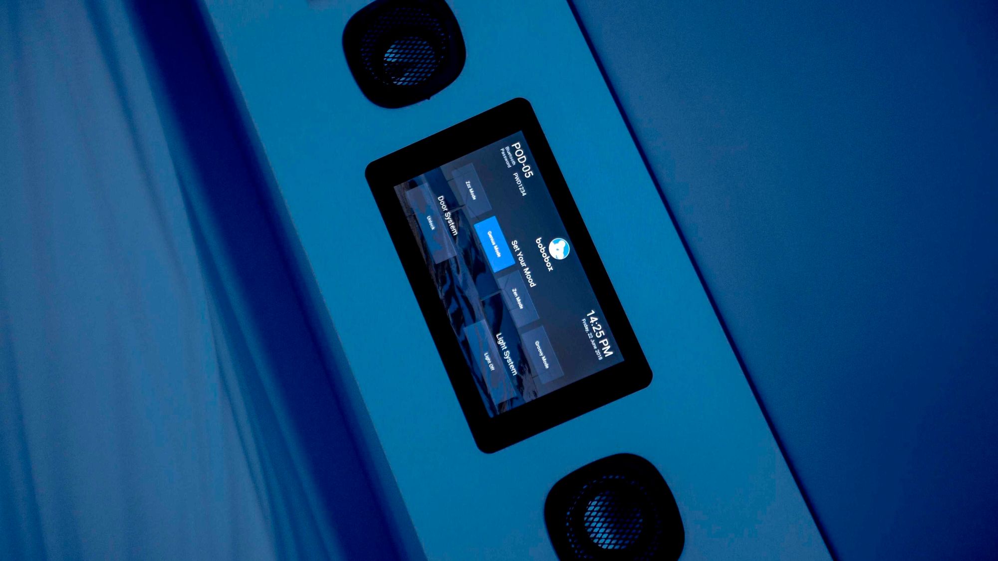 Assemblr x Bobobox: AR Use Case for Capsule Hotel Interior