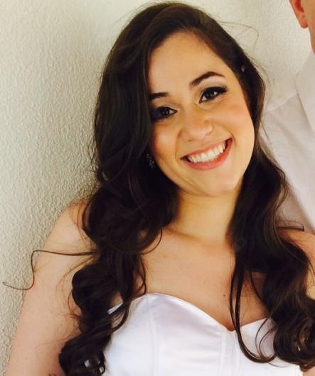 Dra. Ana Rafaella Vaz - Oftalmologista em Cuiabá - Rede Olhos