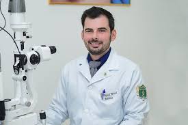 Dr. Rafael Perini - Oftalmologista em Porto Velho - Rede Olhos