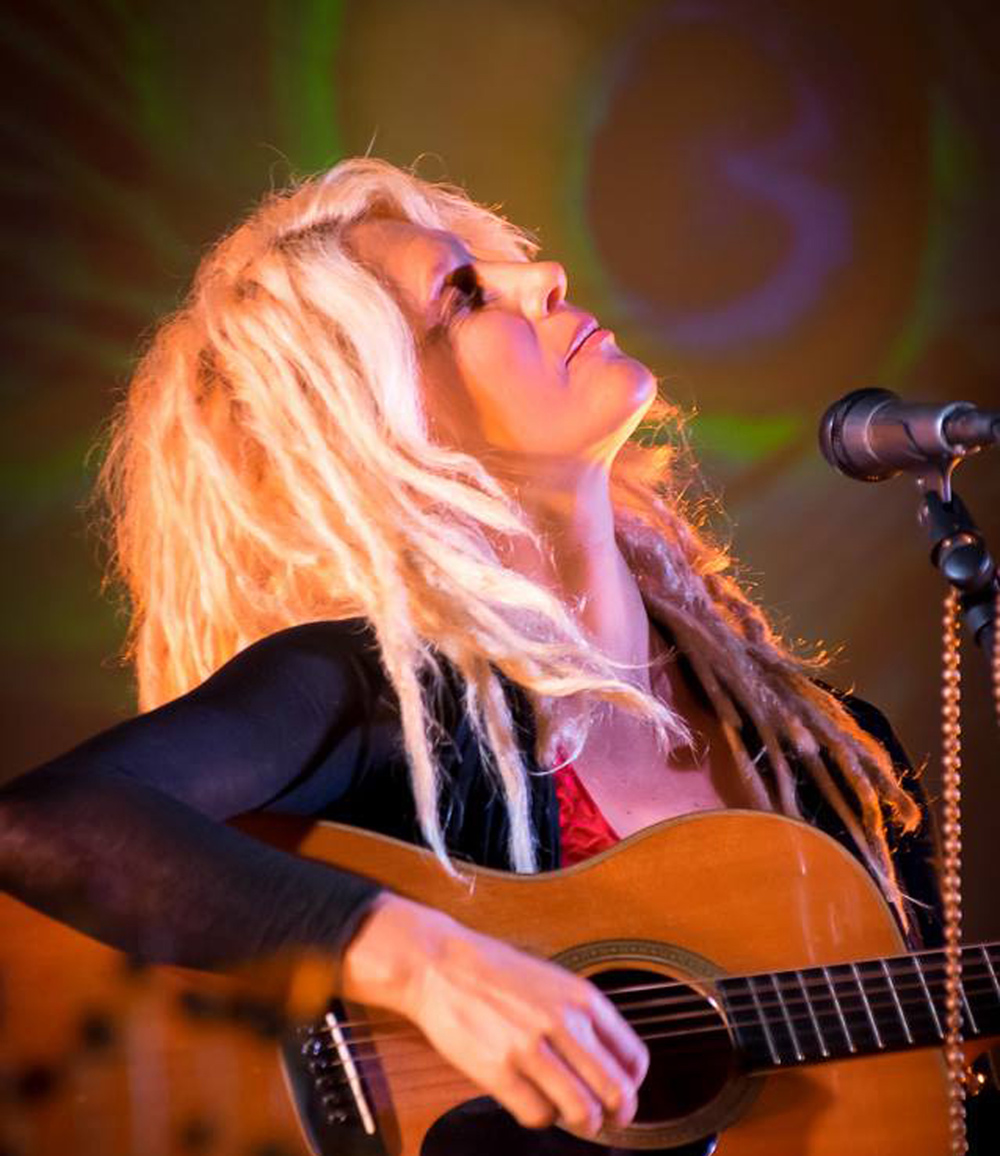 Flowing Om | Spring Groove Konzert - Soul Purification Tour