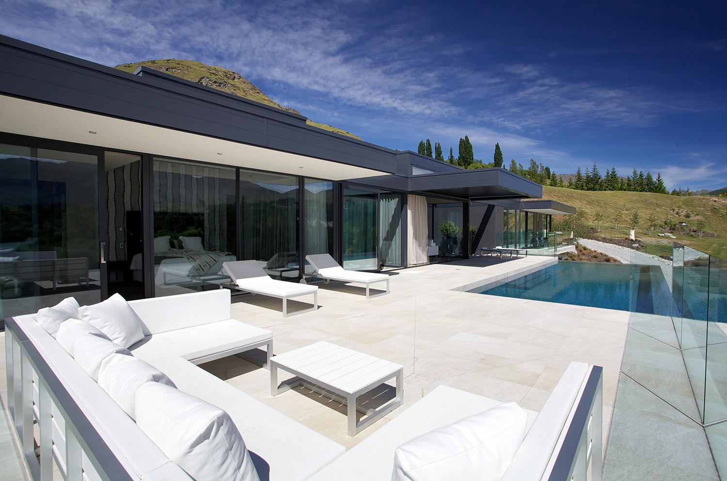 Featured Gary Todd Project: Shotover River | Wakatipu