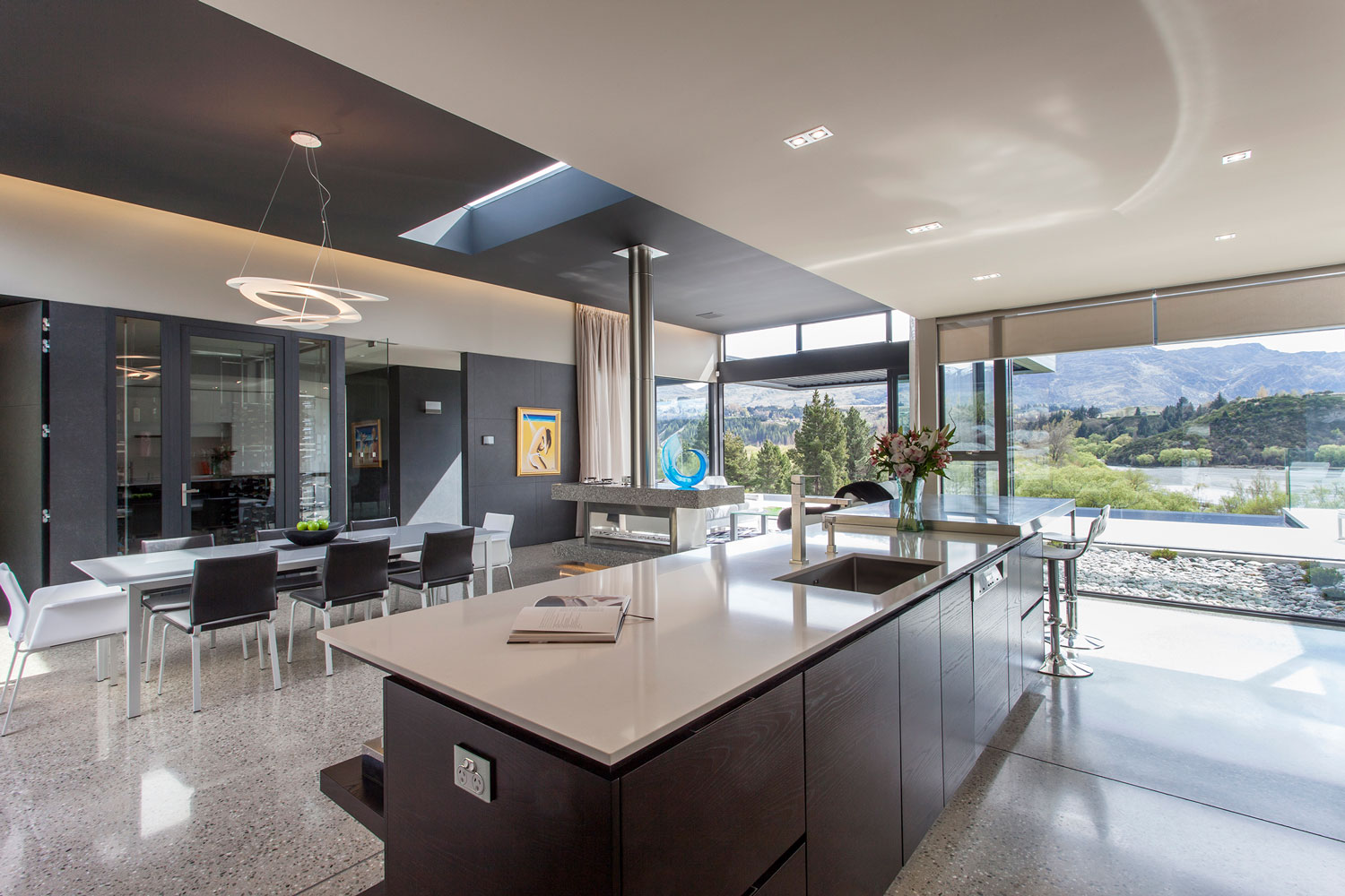 Featured Gary Todd Project: Shotover River | Wakatipu