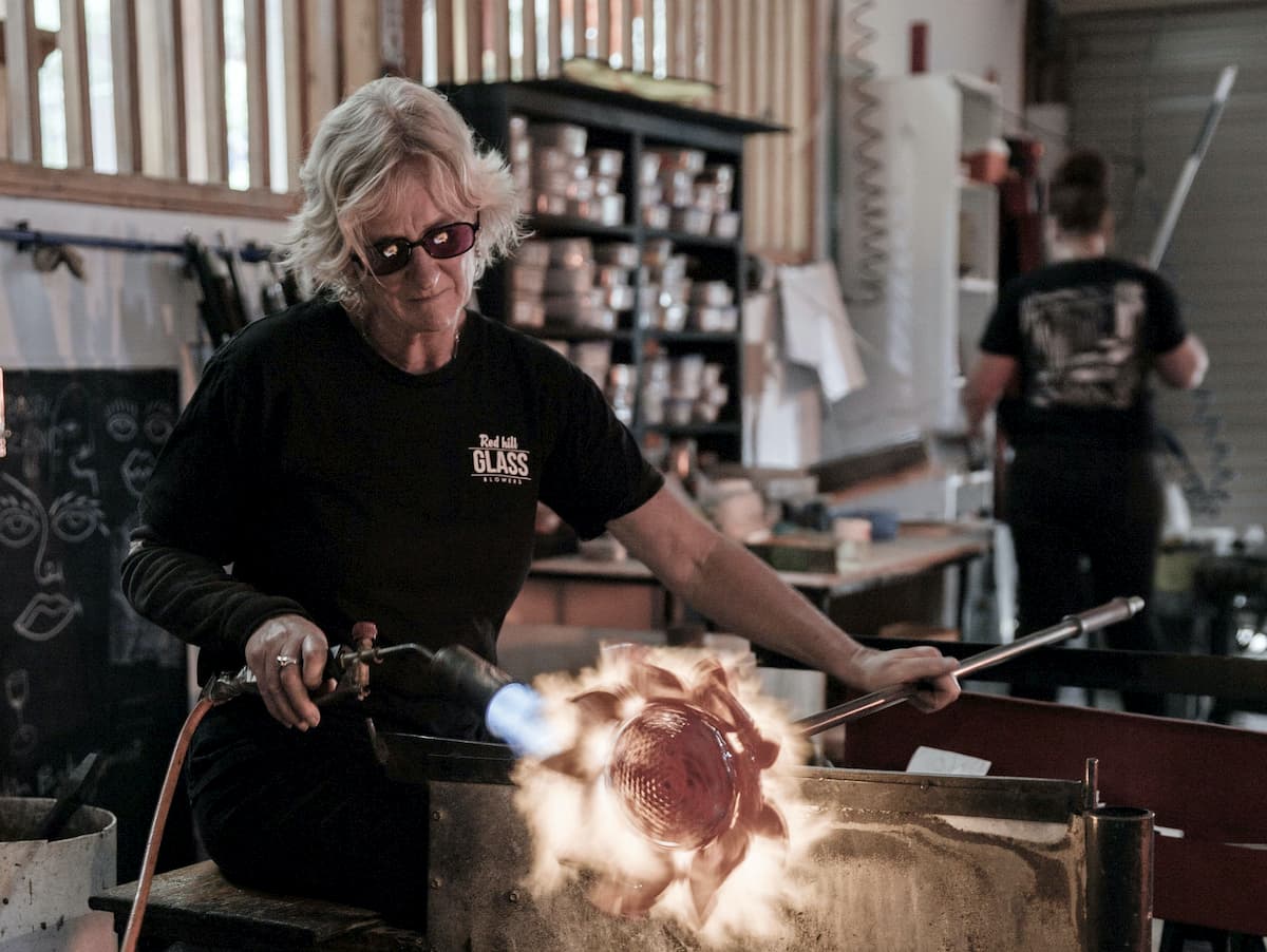Gordon Glass Blowers | The Ninch – Your Mornington Peninsula Guide