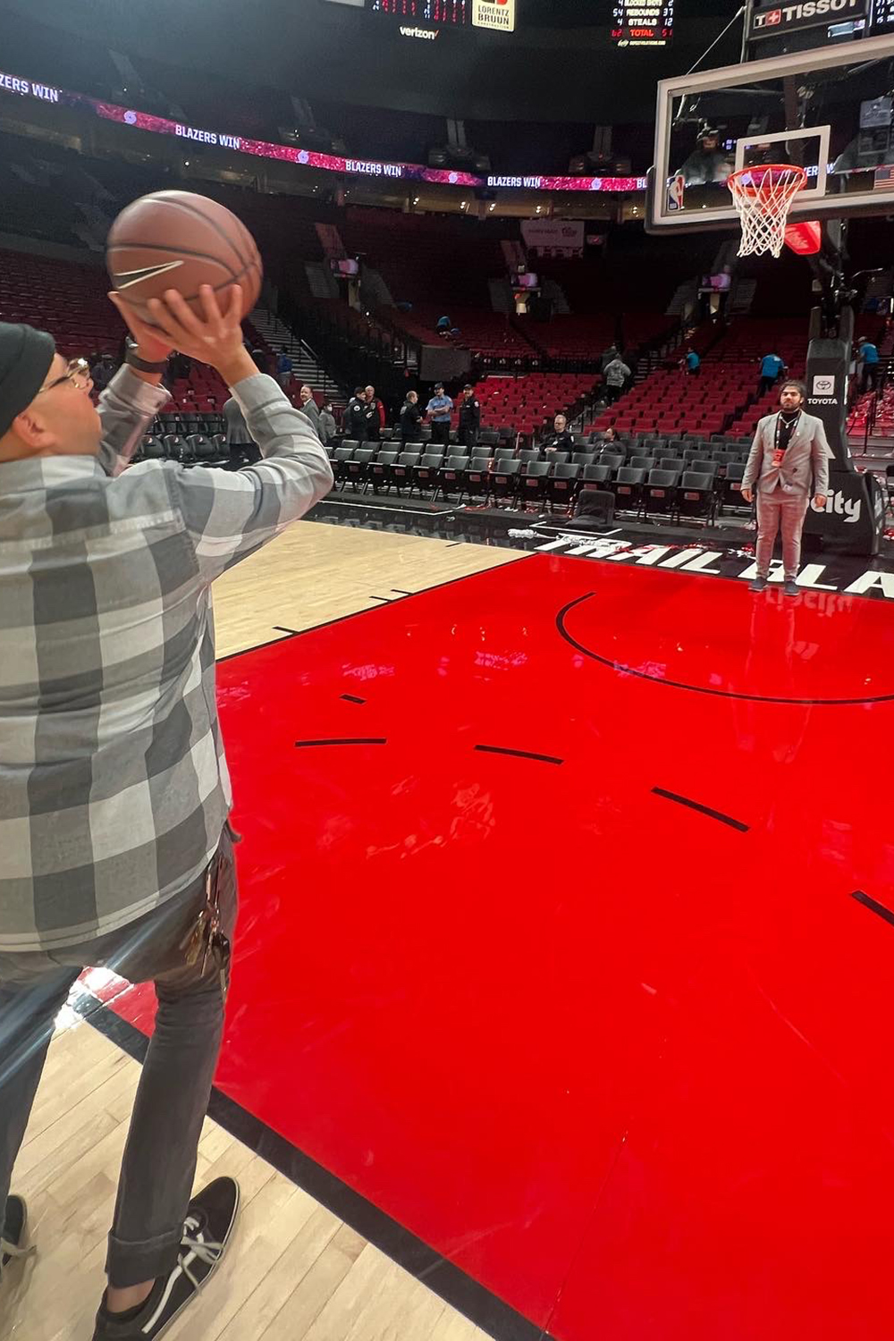 Oregon Conference Young Adult Leaders Attend Blazers Game with VIP ...