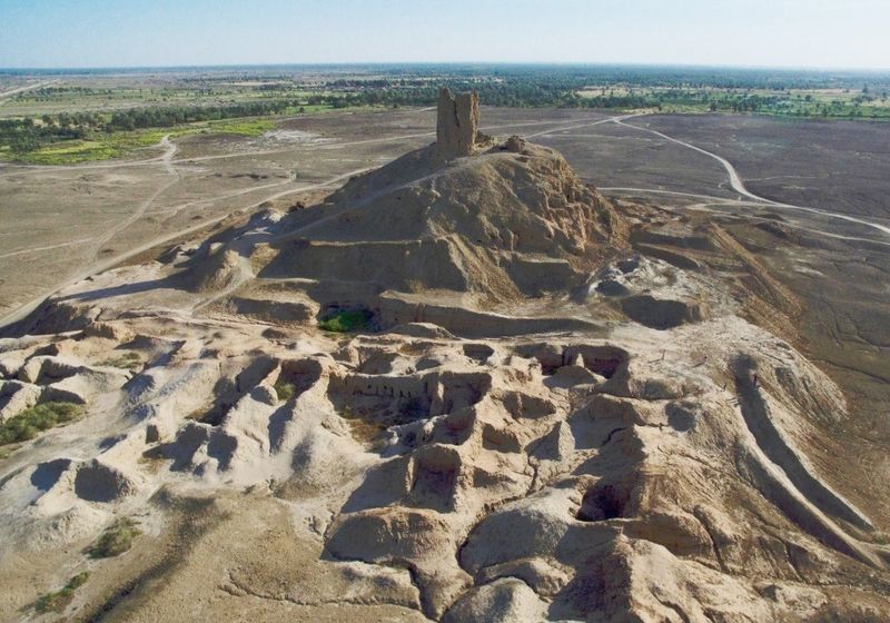Ezekiel’s Temple Plan Draws on Babylonian Temples - TheTorah.com