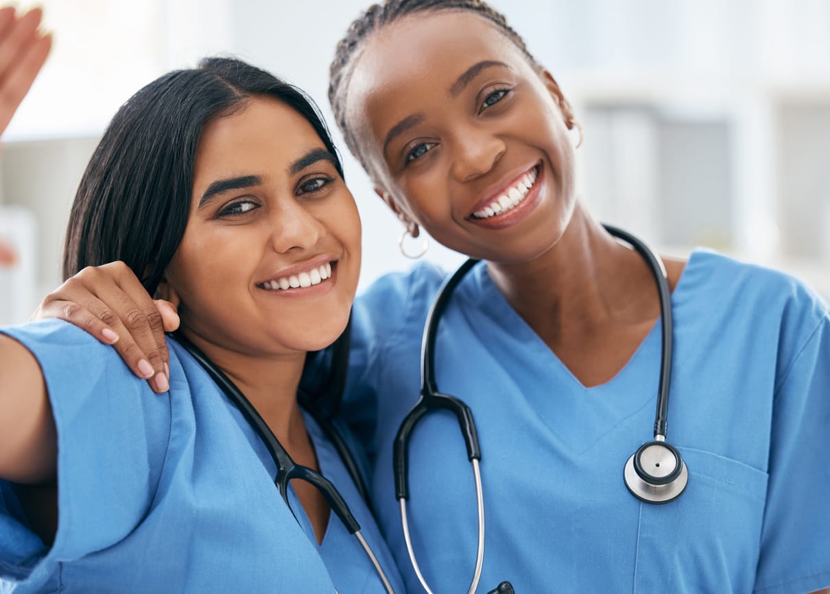 20 Reasons to Become a Nurse: Career Guide