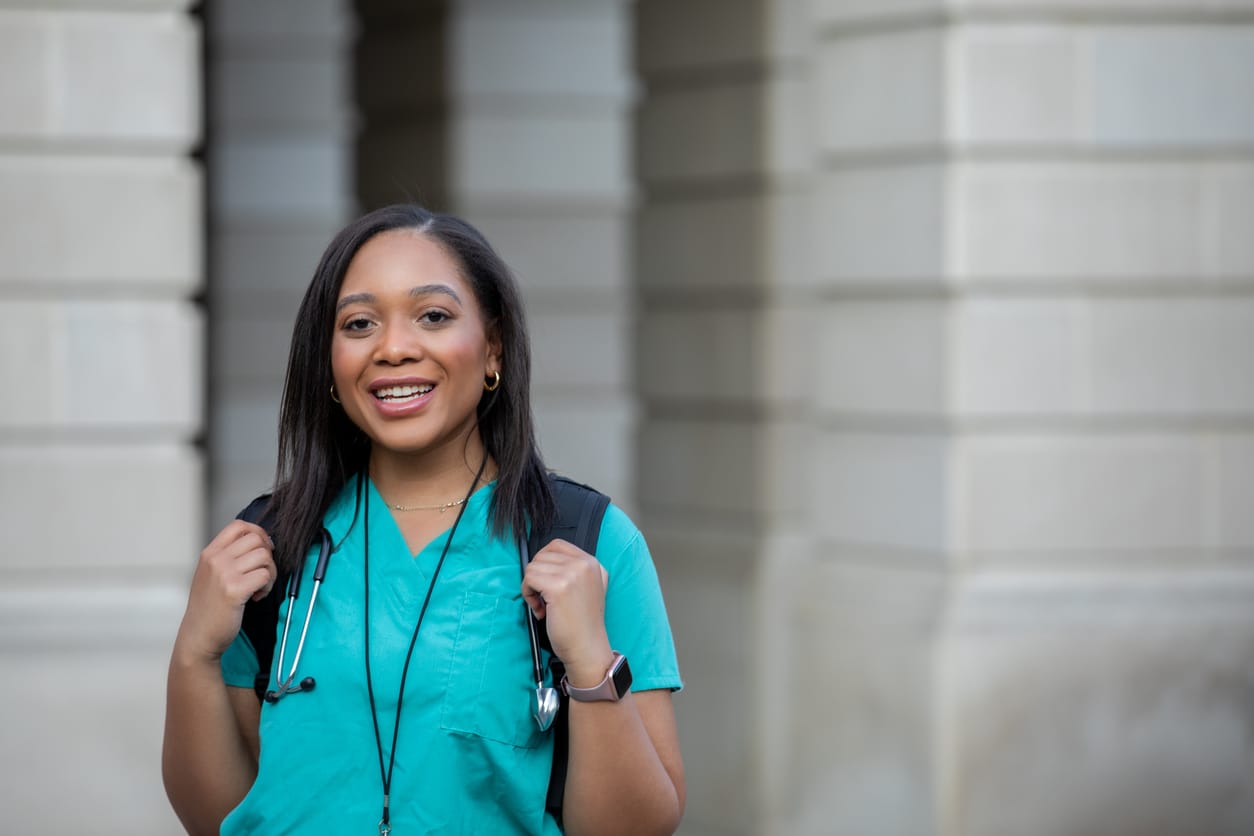 Top Jobs for Nursing Students to Gain Experience