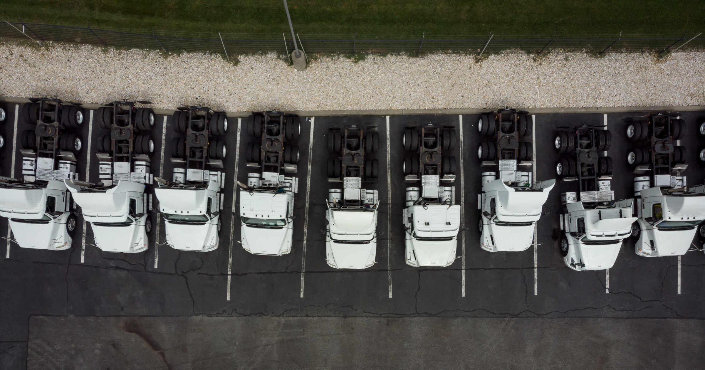 How ELD Solutions & eDVIR Can Help Fleets Succeed | Azuga