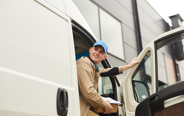 How to Manage a Dispatch Delivery Fleet | Azuga