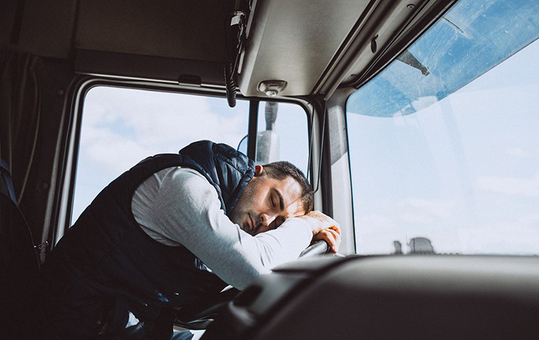 Drowsy Driving and How to Avoid it in Your Fleet