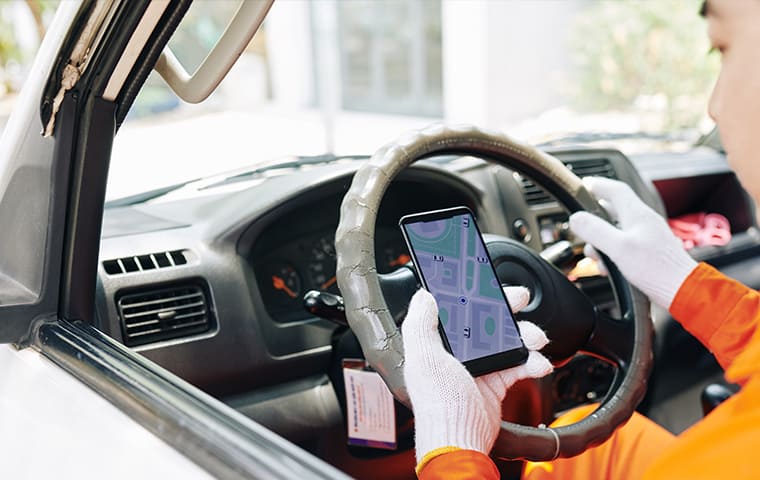 How Mobile Fleet Tracking Apps Increase Efficiency