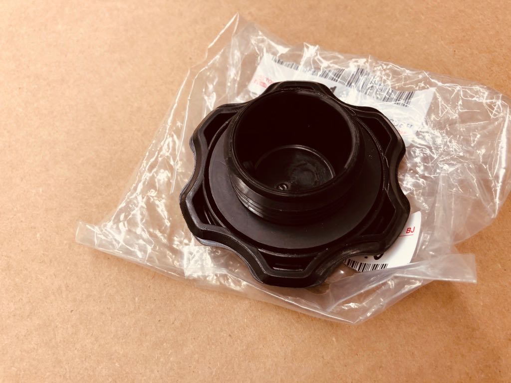 Delta Vehicle Systems - Toyota OEM TEQ 1FZ/2UZ Oil Cap