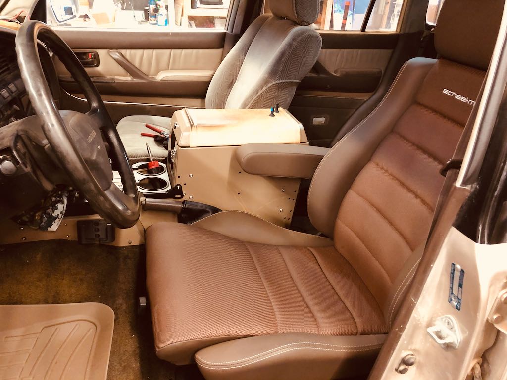 Delta Vehicle Systems - FJ80/FZJ80/LX450 Locking Center Console