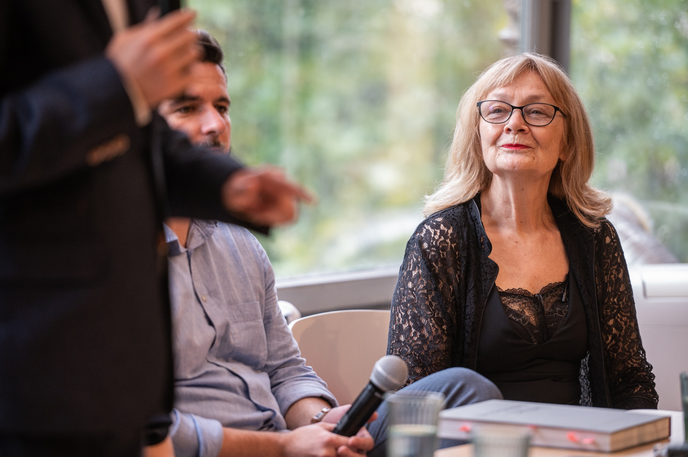 Könyvbemutató: Drozdik Orshi: A fénykép és a szerelmes vers 1975–1995 2022.09.15. | Mai Manó Ház