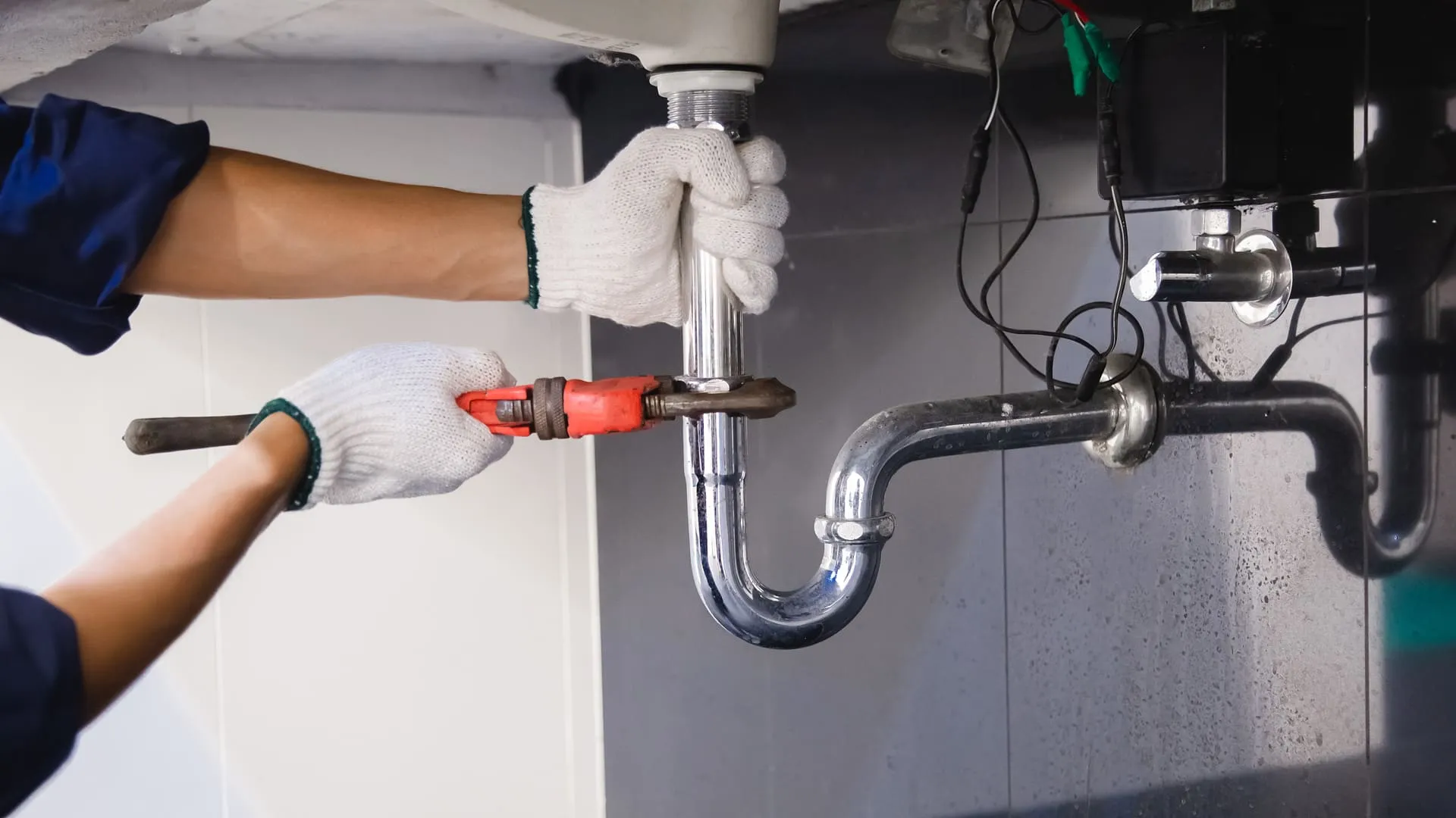 Regionale und geprüfte Sanitärinstallateure | Offerten erhalten | Houzy